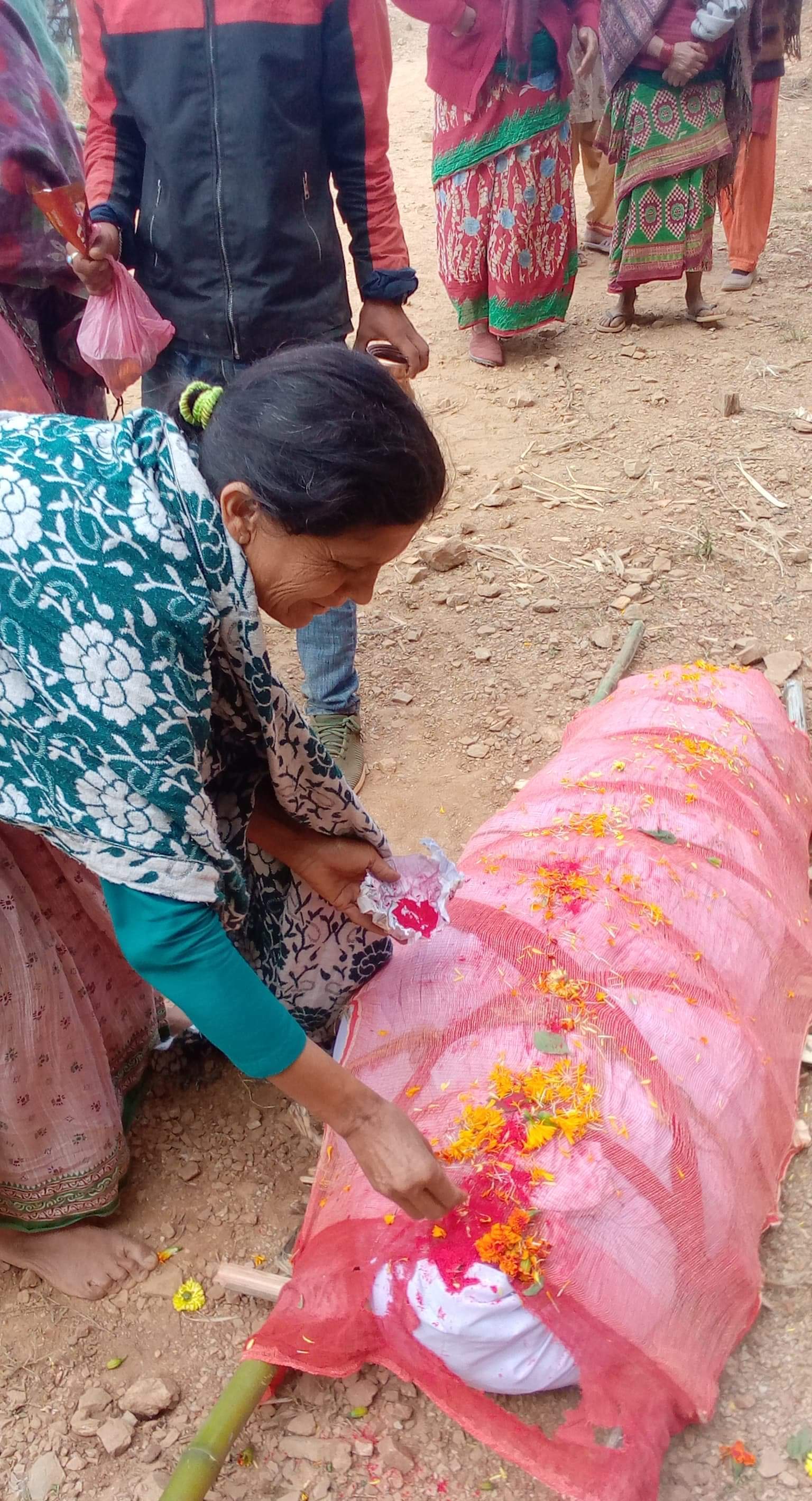 ‘बुवाको आत्माले शान्ति पाउला भनी पाँच महिनापछि शव निकालेर दागबत्ती ...