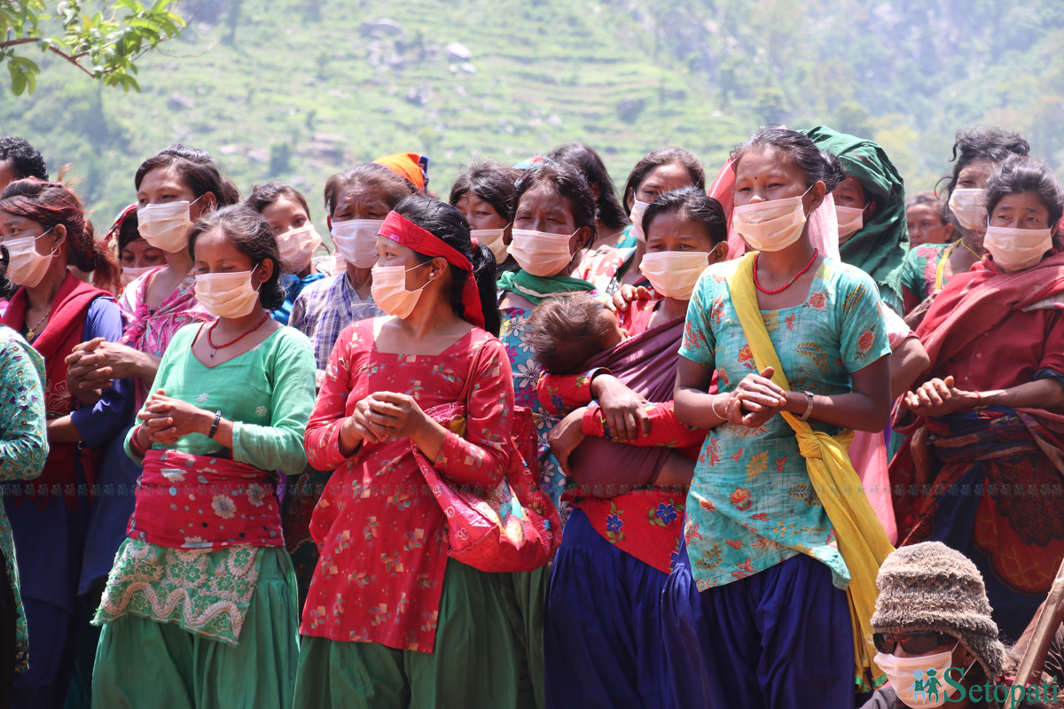 ‘रोगले त मार्दैनजस्तो लाग्छ, मार्‍यो भने भोकैले हो’ :: राजेश घिमिरे ...