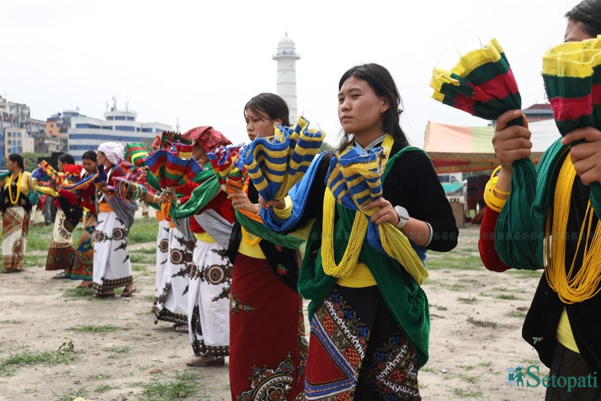 टुँडिखेलमा मगर समुदायको भूमे पुजा (तस्बिरहरू) :: सेतोपाटी संवाददाता ...
