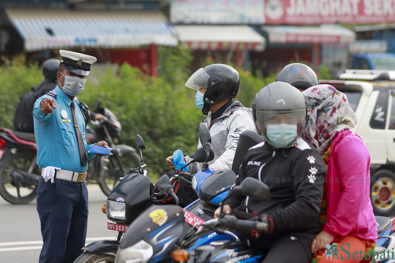 २६ वटा सवारी लाइसेन्स निलम्बन गर्न पठाइयो यातायात विभाग :: सेतोपाटी ...