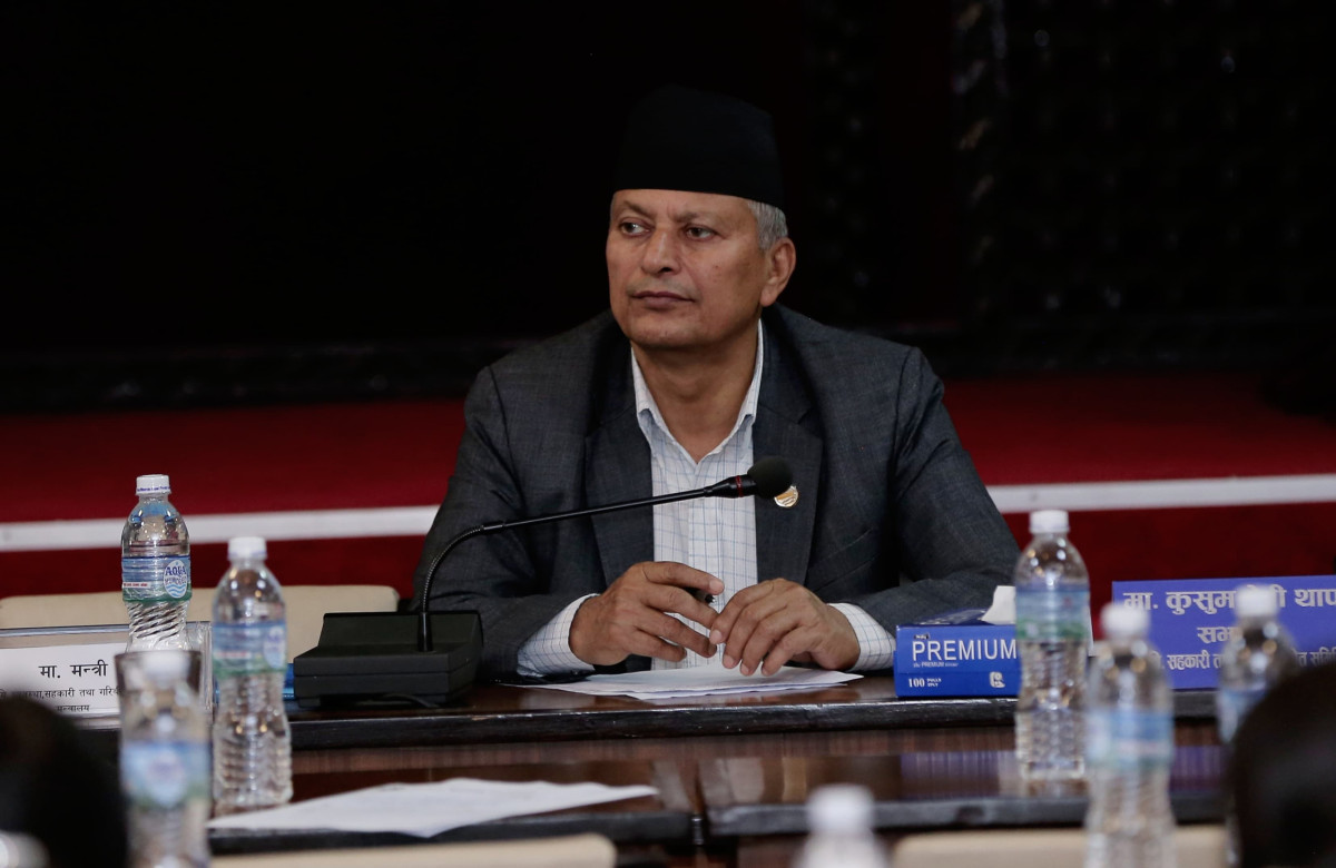 भूमि विधेयक गिरीबन्धुसँग जोडिएको छैनः मन्त्री अधिकारी :: सेतोपाटी ...