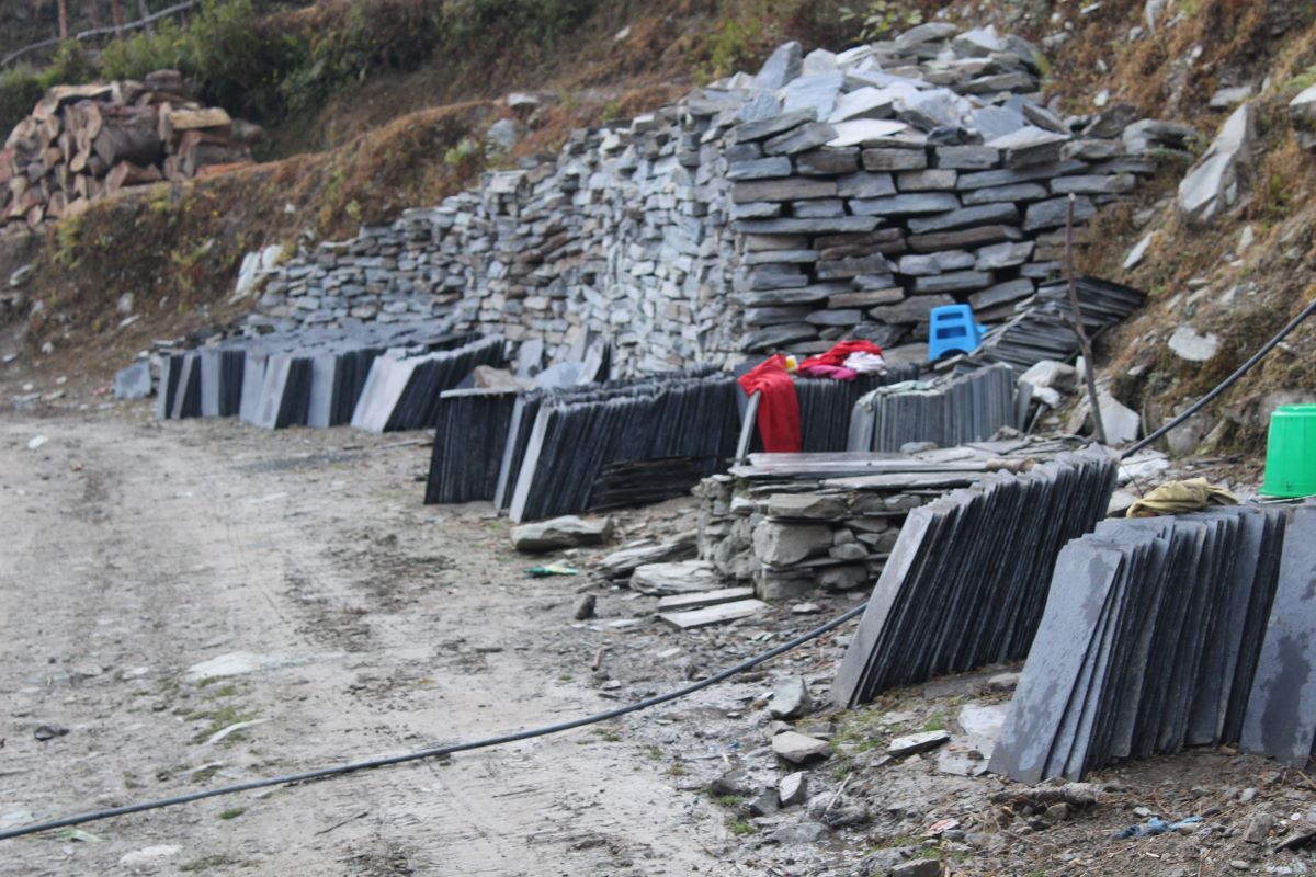 स्लेट तथा ढुङ्गा खानी उत्खनन गर्न पाइने :: रासस :: Setopati