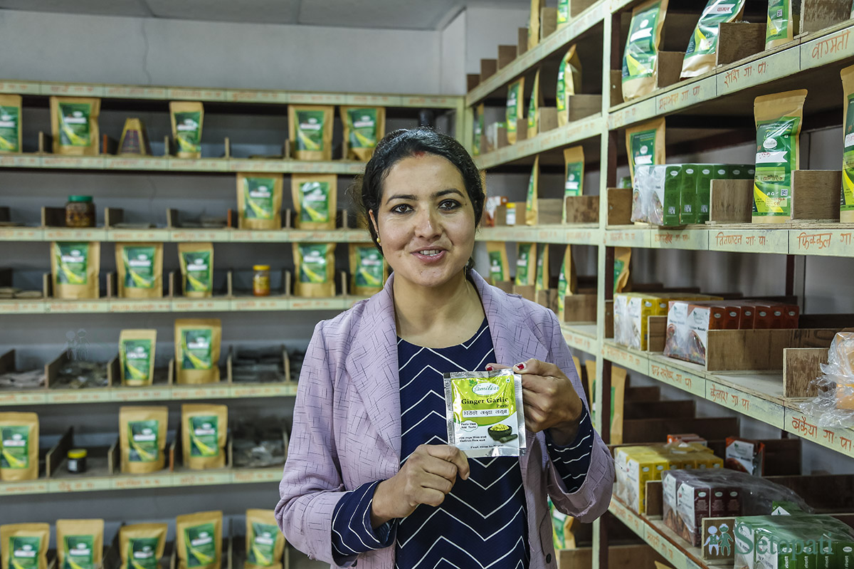 अदुवा-लसुन किन्न नपर्ने, सिलौटामा पिस्न नपर्ने! :: सविना कार्की :: Setopati