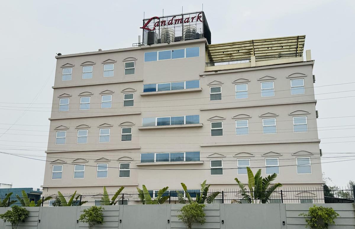 सञ्चालनमा आयो सम्राटको चौथो 'ल्यान्डमार्क होटल' :: भगवती पाण्डे :: Setopati