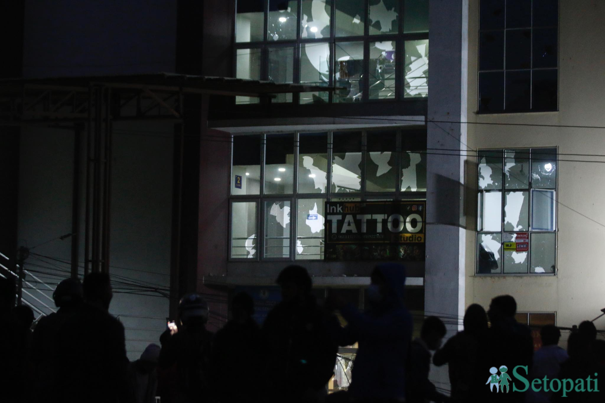 मोबाइल लुटपाट घटनाका दोषीलाई कारबाही गर्न प्रहरीलाई गृहको निर्देशन ...