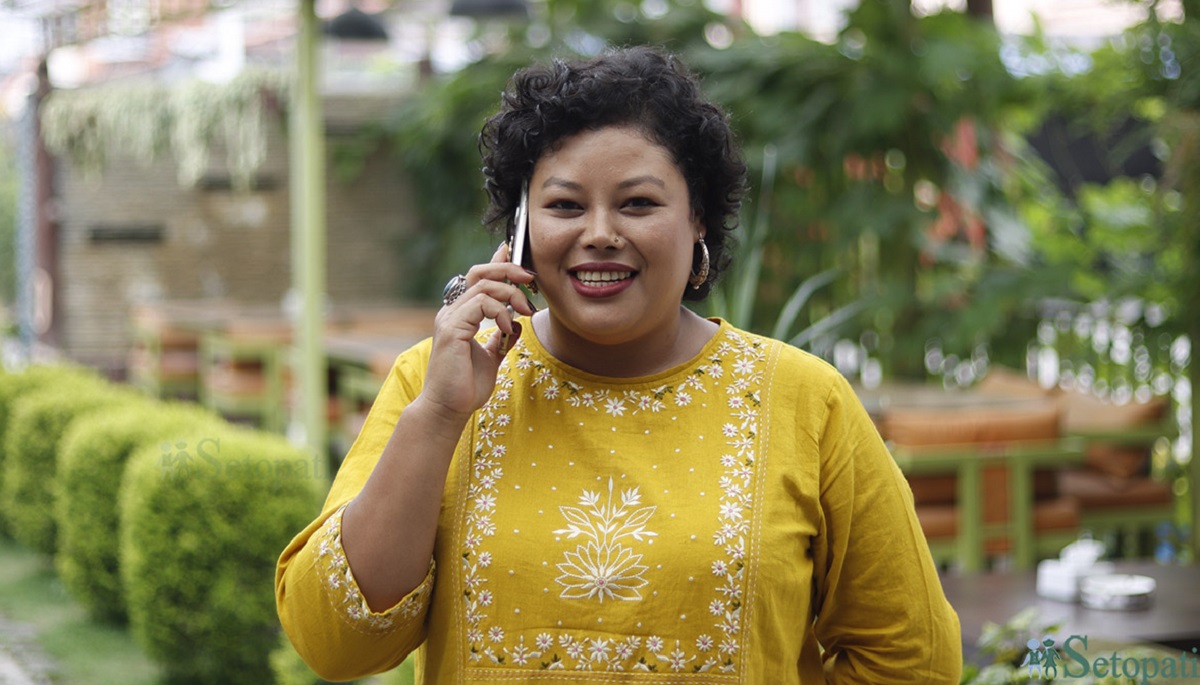 'आमा बन्न चाहन्छु तर कानुनी बाटो छैन' :: मनिका विश्वकर्मा :: Setopati